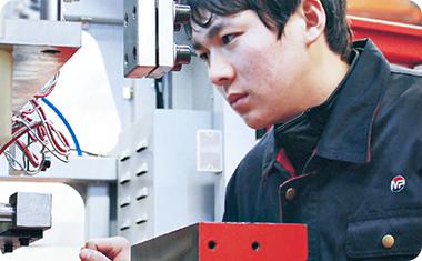 China Meper Machine | Professional Multi-Layer Bottle Blowing Machine Manufacturer